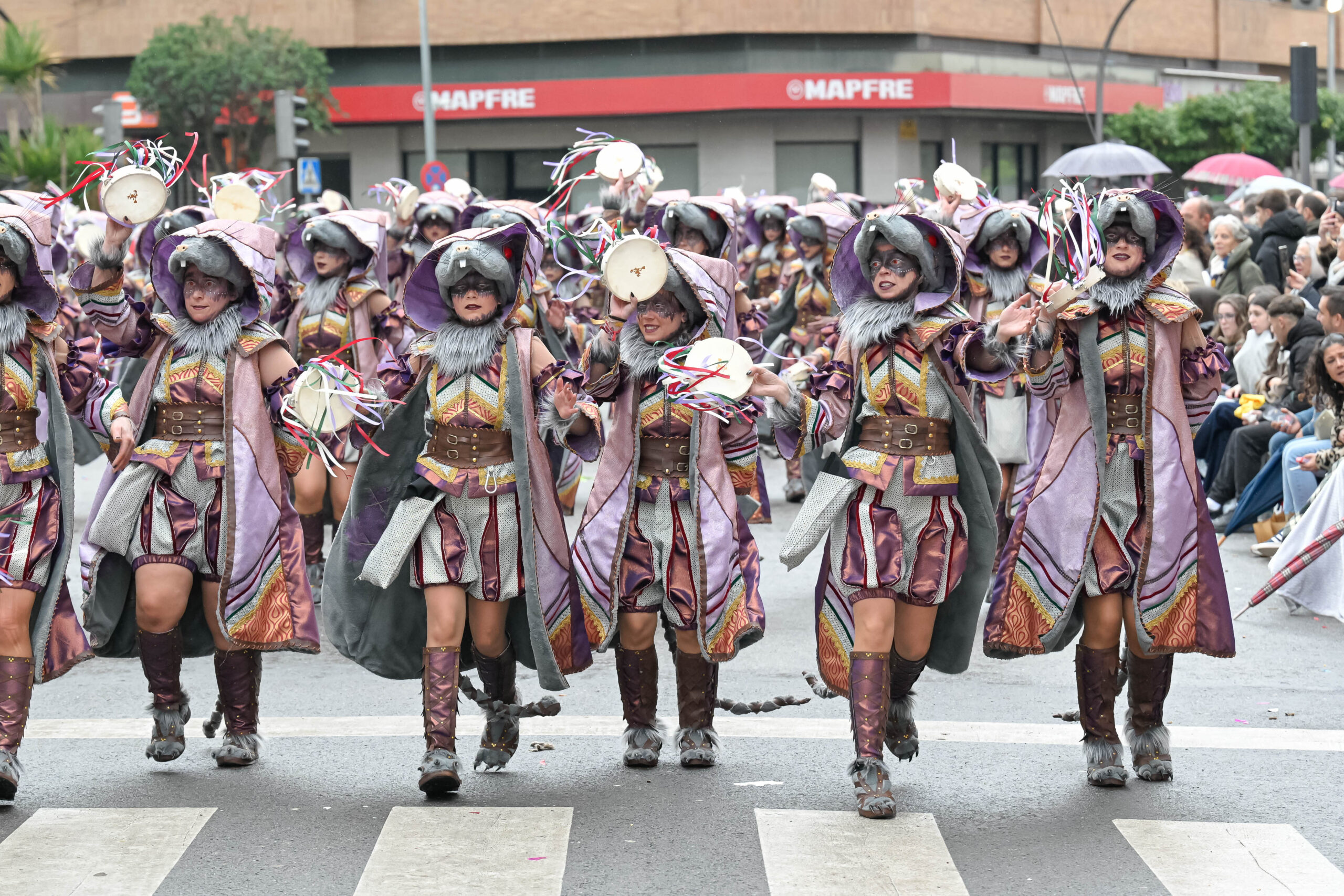 Galería de fotos del Gran Desfile del Carnaval de Badajoz 2025 – Carnaval de Badajoz